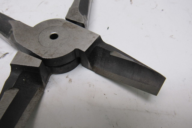 Vessel N30AP Pneumatic Nipper Shear Jaw Set | Bullseye Industrial Sales