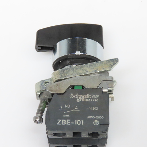 Schneider ZBE-101 240V 3A 3 Position Momentary Contact Selector Switch ...
