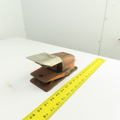 Foot Pedal Operator Switch Spring Return (Voltage Unknown) | Bullseye ...