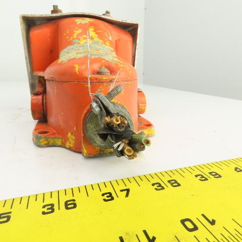 Foot Pedal Operator Switch Spring Return (Voltage Unknown) | Bullseye ...