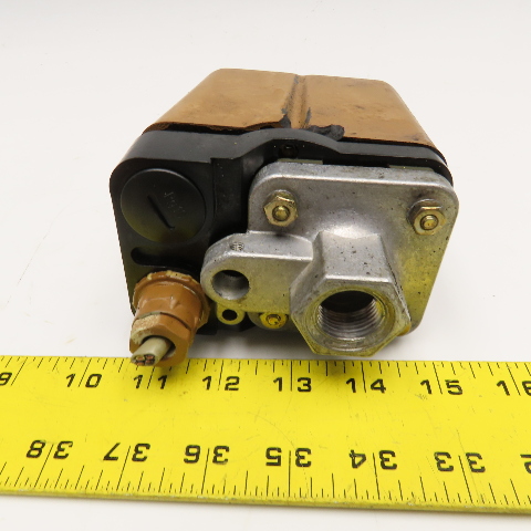 Condor MDR 53/8 250V Pressure Switch 7.0-7.5 Bar Broken Cover ...