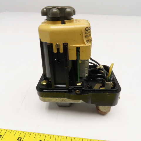Condor MDR 53/8 250V Pressure Switch 7.0-7.5 Bar Broken Cover ...