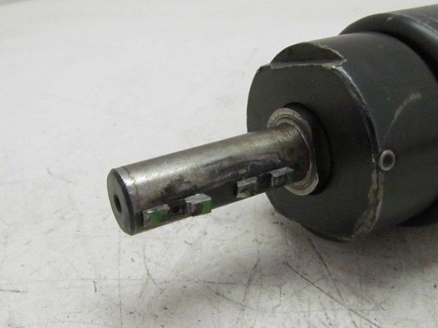 Aro Corp Model 7807 3400rpm Pneumatic Air Motor 1/2"shaft 1/4"NPT Ports ...