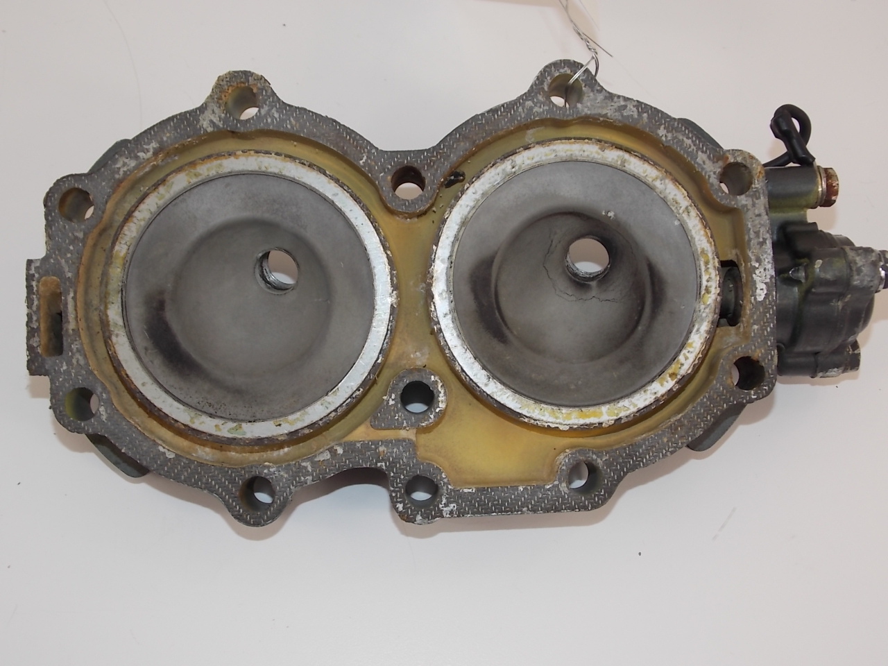 Yamaha & Waverunner Cylinder Head 1984-1993 25 30 HP WJ500 WR500 689 ...