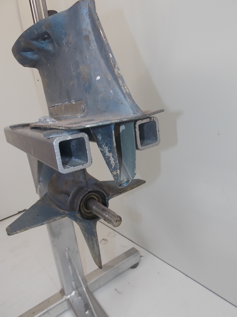 FRESHWATER! 1983-1986 Johnson Evinrude Lower Unit Commercial 40 HP ...