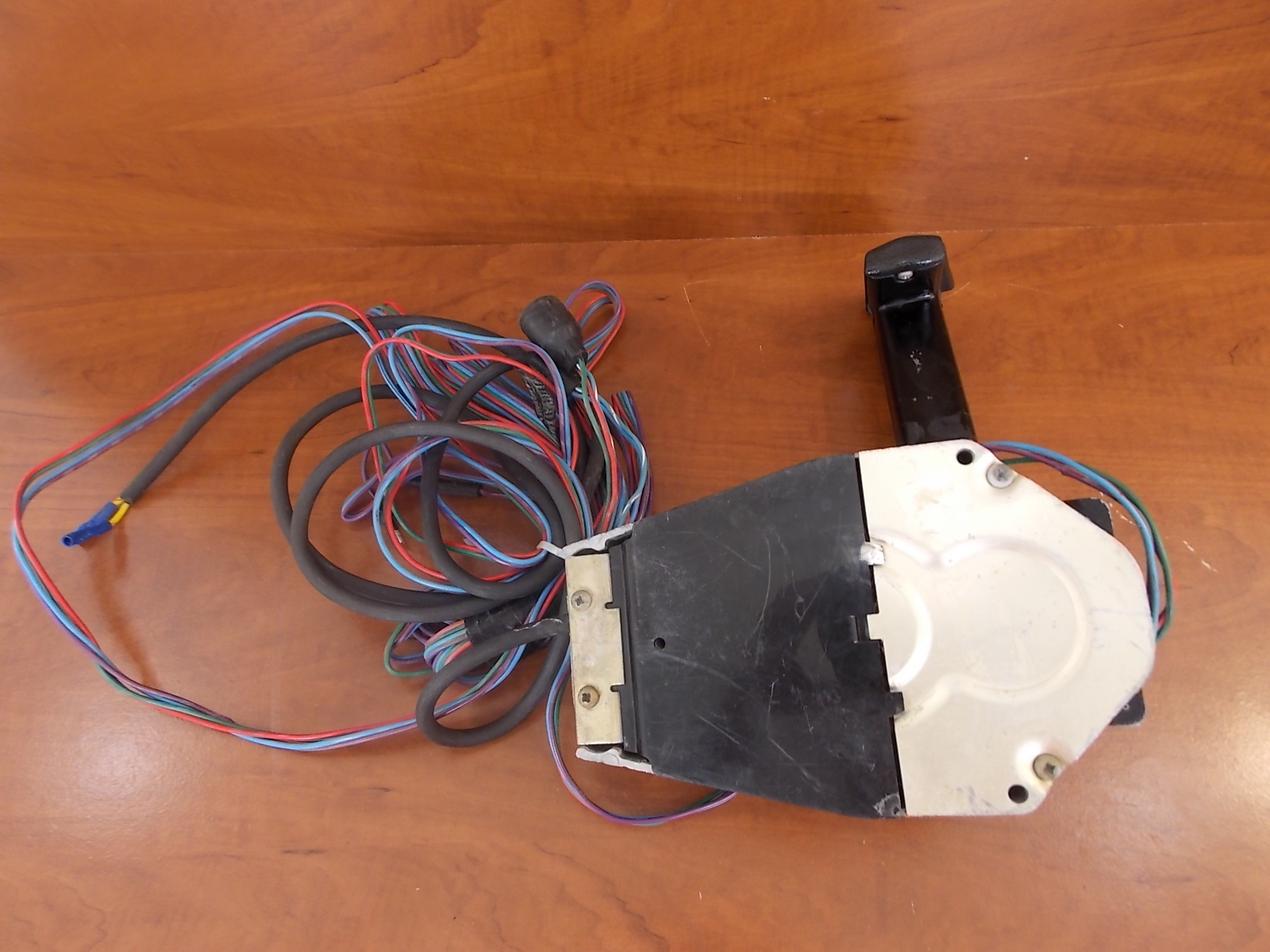 Mercury & Mercruiser Concealed Side Mount Remote Control Box w/ Trim ...