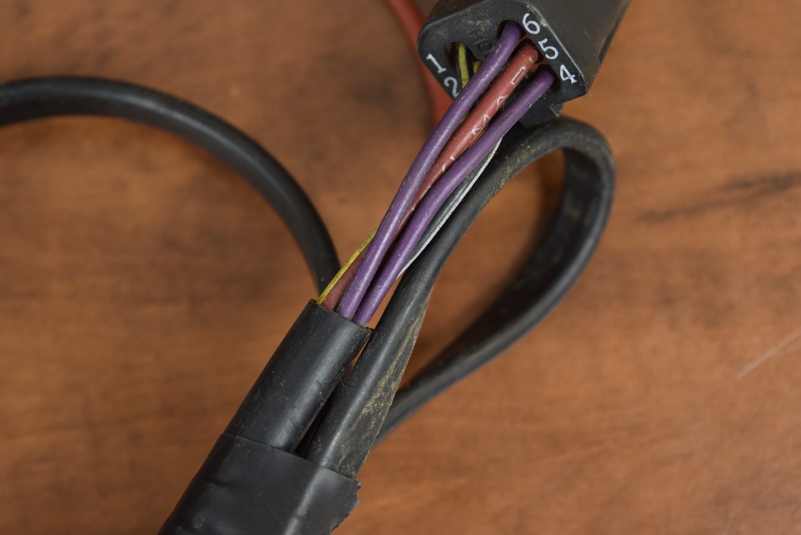 OMC Johnson Evinrude Control Box with Trim Switch and Key