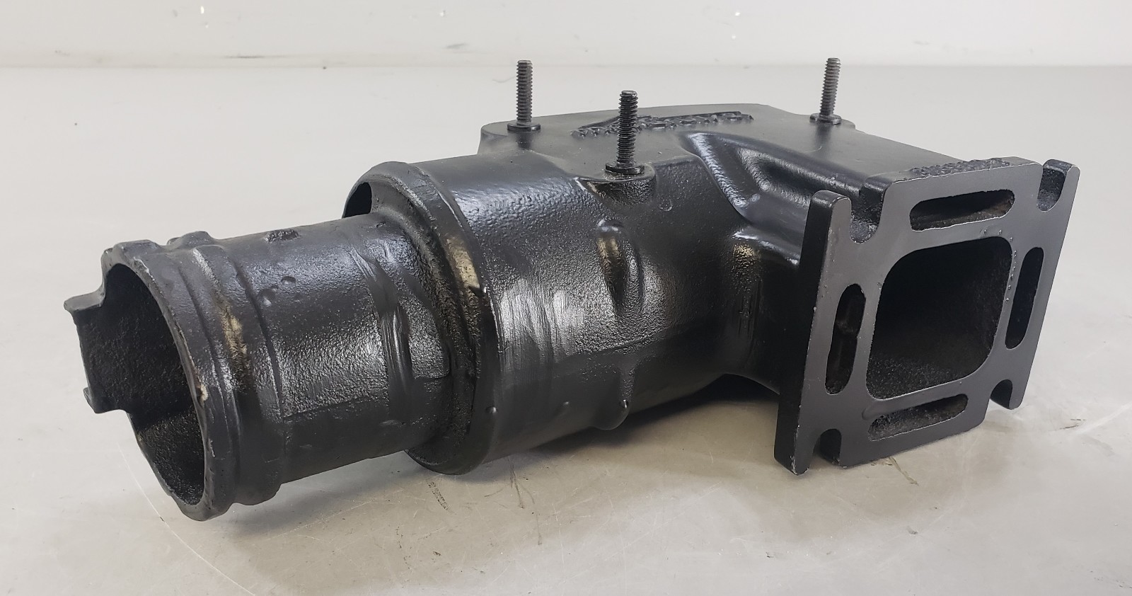 816900A5 MerCruiser 1995-1997 Port Exhaust Elbow 350 MAG. Bravo ...