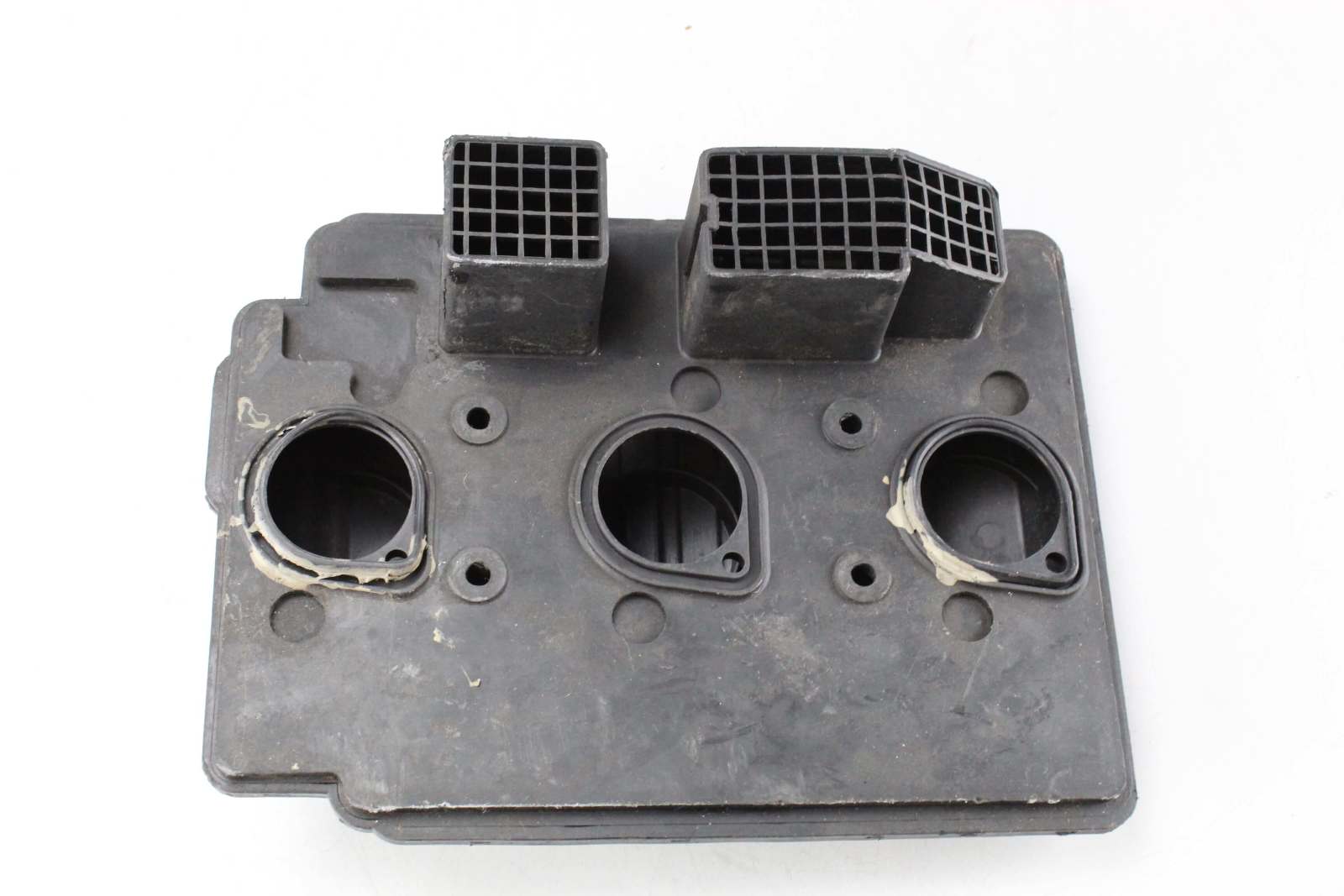 6H4-14431-01-00 Yamaha 1984-1994 Air Intake Silencer Assembly 40 50 HP ...