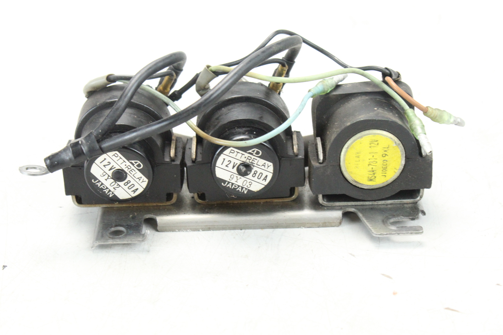 6E5-8195A-01-00 Yamaha 1999-2004 Relays & Bracket 75 80 90 100 HP 1 YR ...