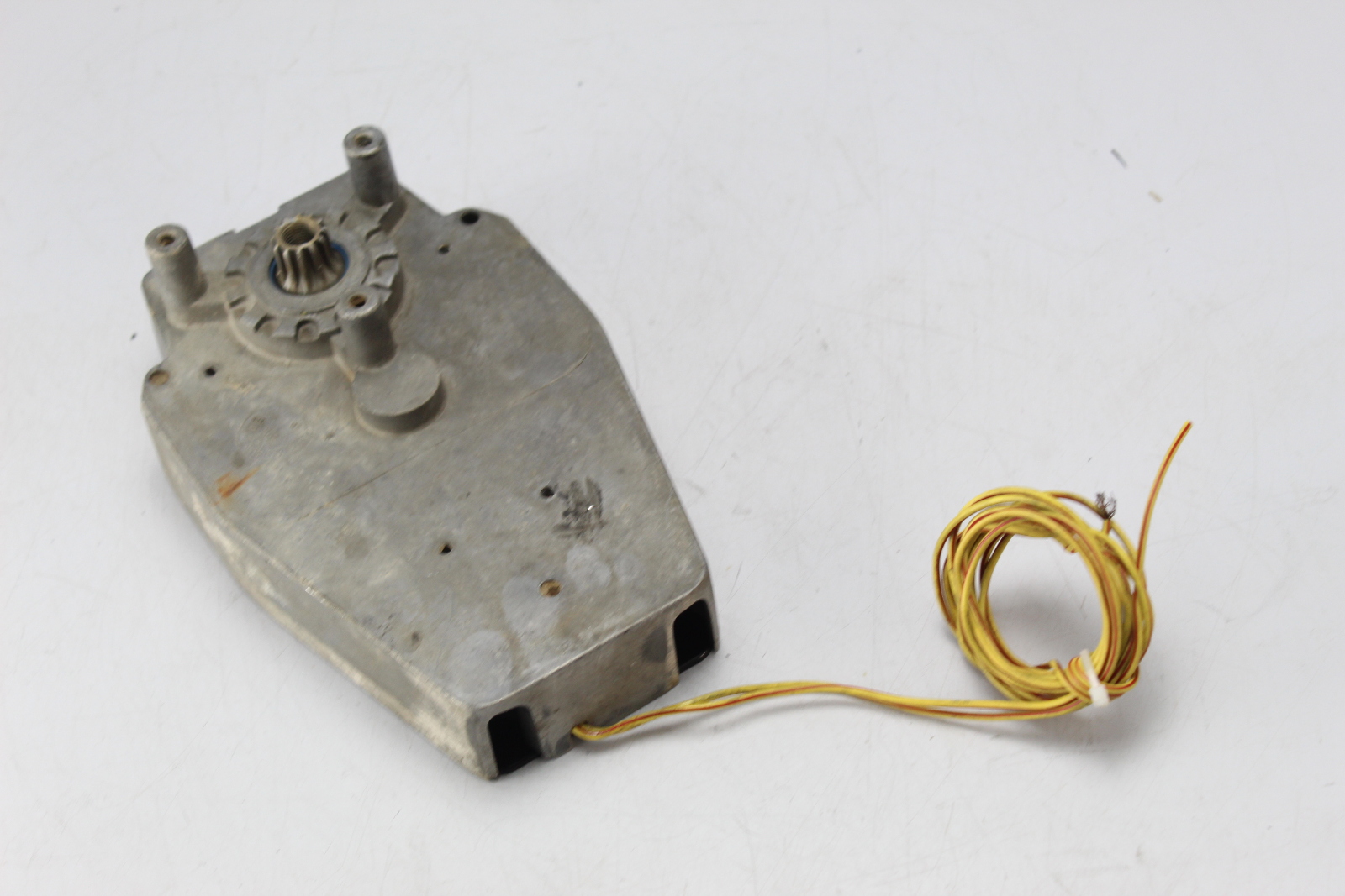 FRESHWATER C# 1856630-C Mercury Concealed Side Mount Remote Control Box ...