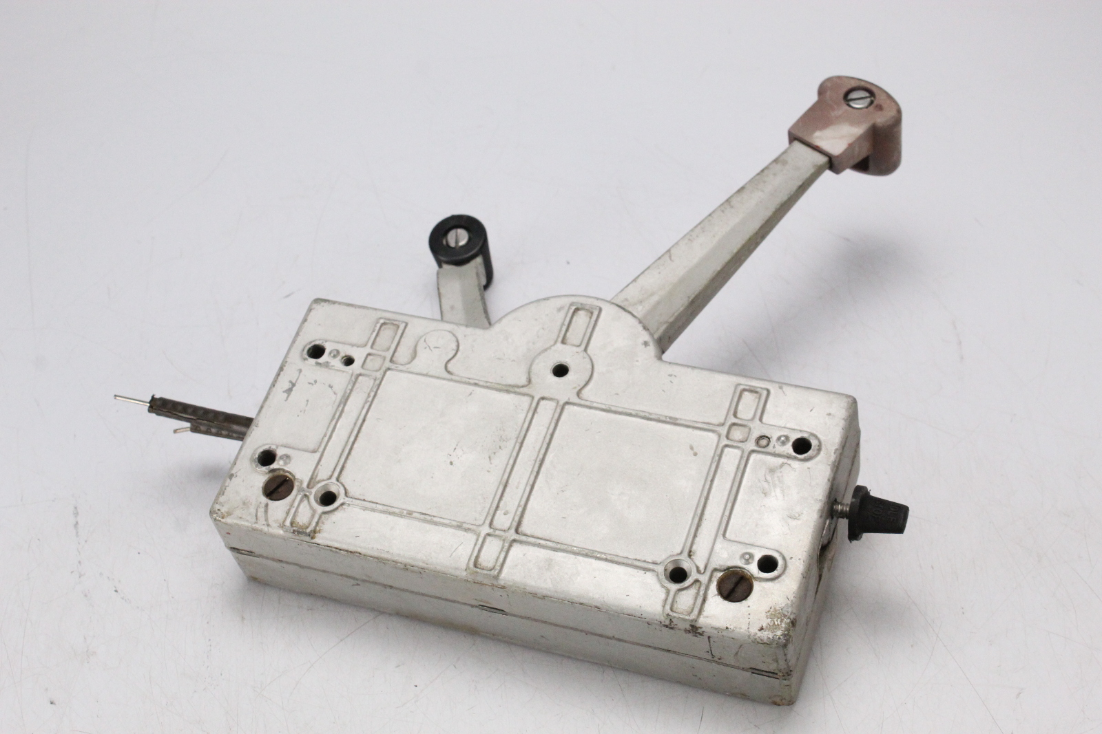 OEM Dual Handle Johnson Evinrude Shipmaster Side Mount Control Box ...