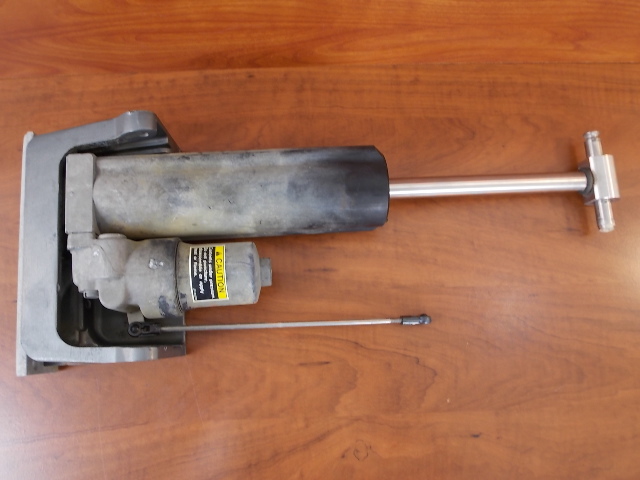 Mercury Manual Tilt Assist w/ Bracket 1989-2001 40 50 55 60 HP 830050A2 ...