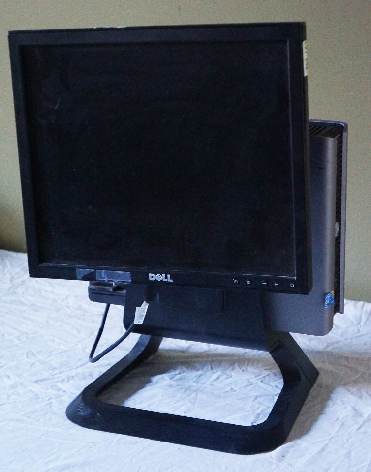 DELL OPTIPLEX 760 W/ 17" MONITOR & STAND CORE 2 DUO E7500 @ 2.9GHZ ...