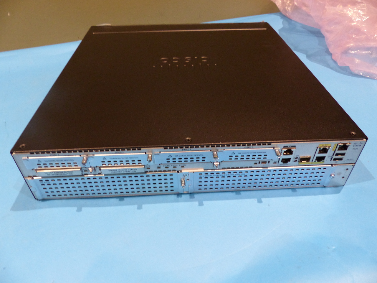 Cisco Cisco2921 K9 2900 Series Integrated 3 Port Gigabit Service Router