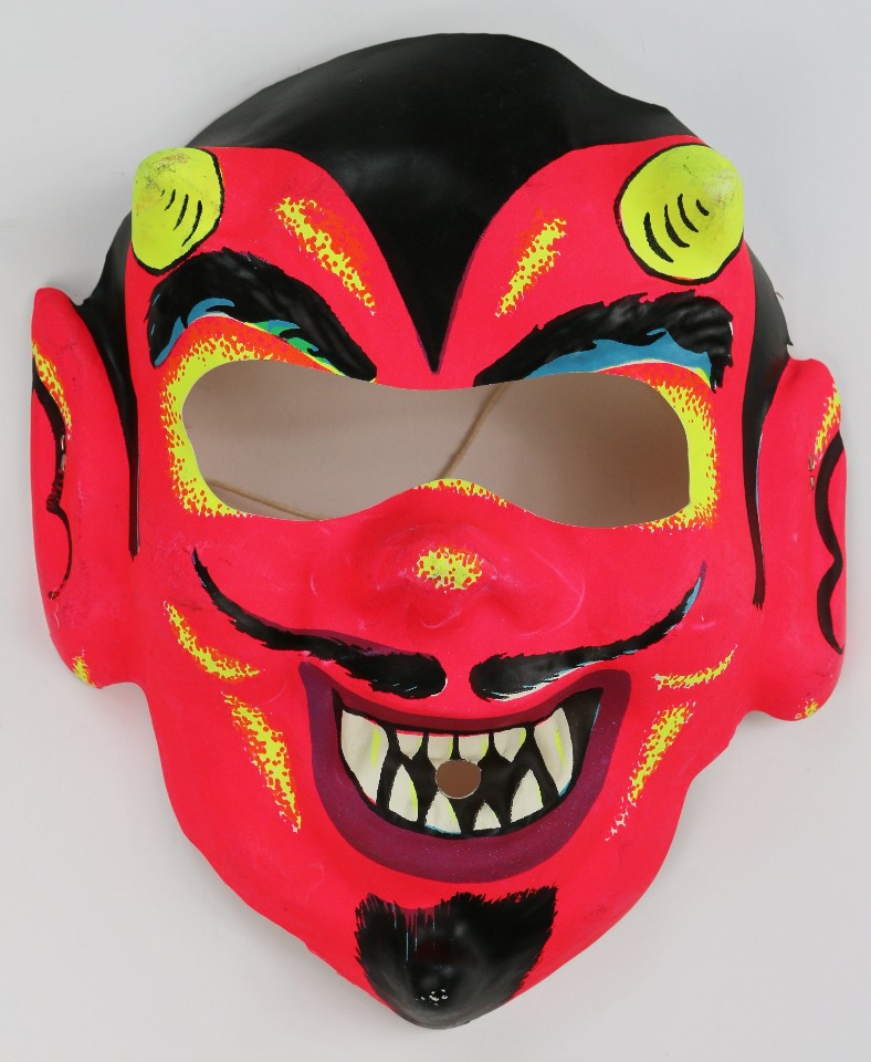 Vintage Devil Halloween Mask Horror Monster Demon | The Wild Robot!
