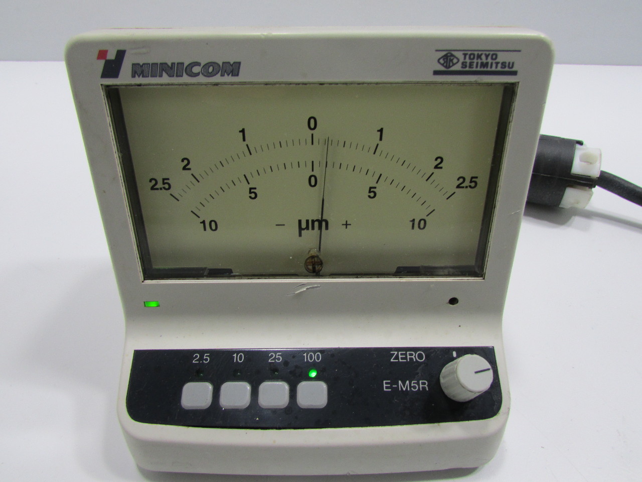 TOKYO SEIMITSU MINICOM E-M5R 100V ELECTRIC MICROMETER