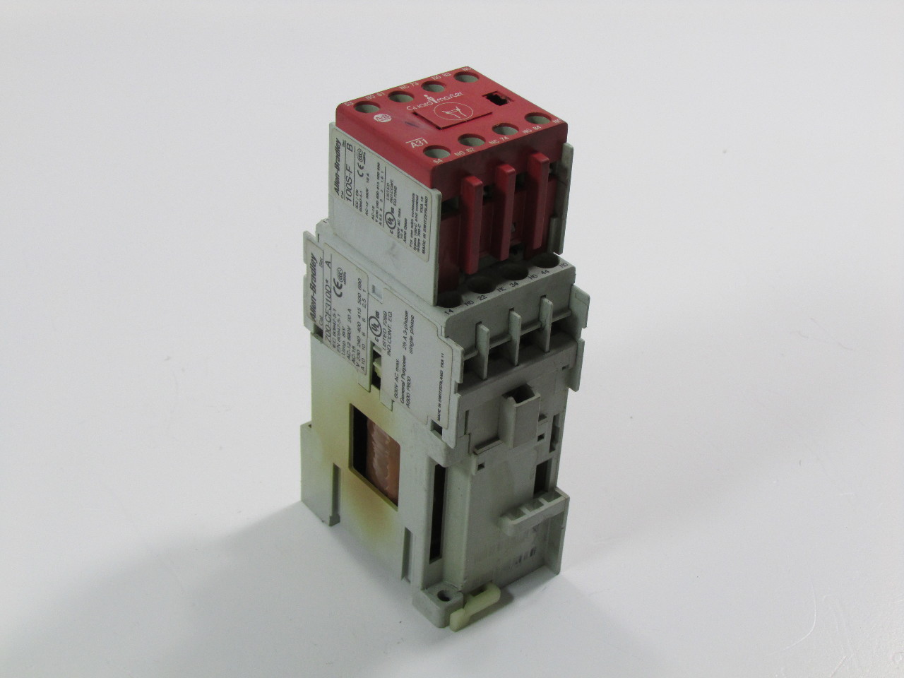 ALLEN BRADLEY GUARD MASTER A31 24V DC 100 S-F SER B CAT NO 700-CF310D ...