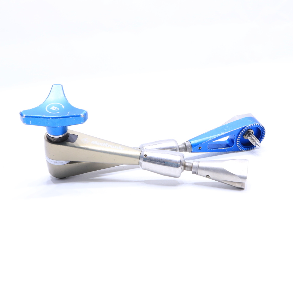 * MEDTRONIC 9734252 FLEXIBLE STEALTH STEREOTAXY FRAME HOLDER | Premier ...