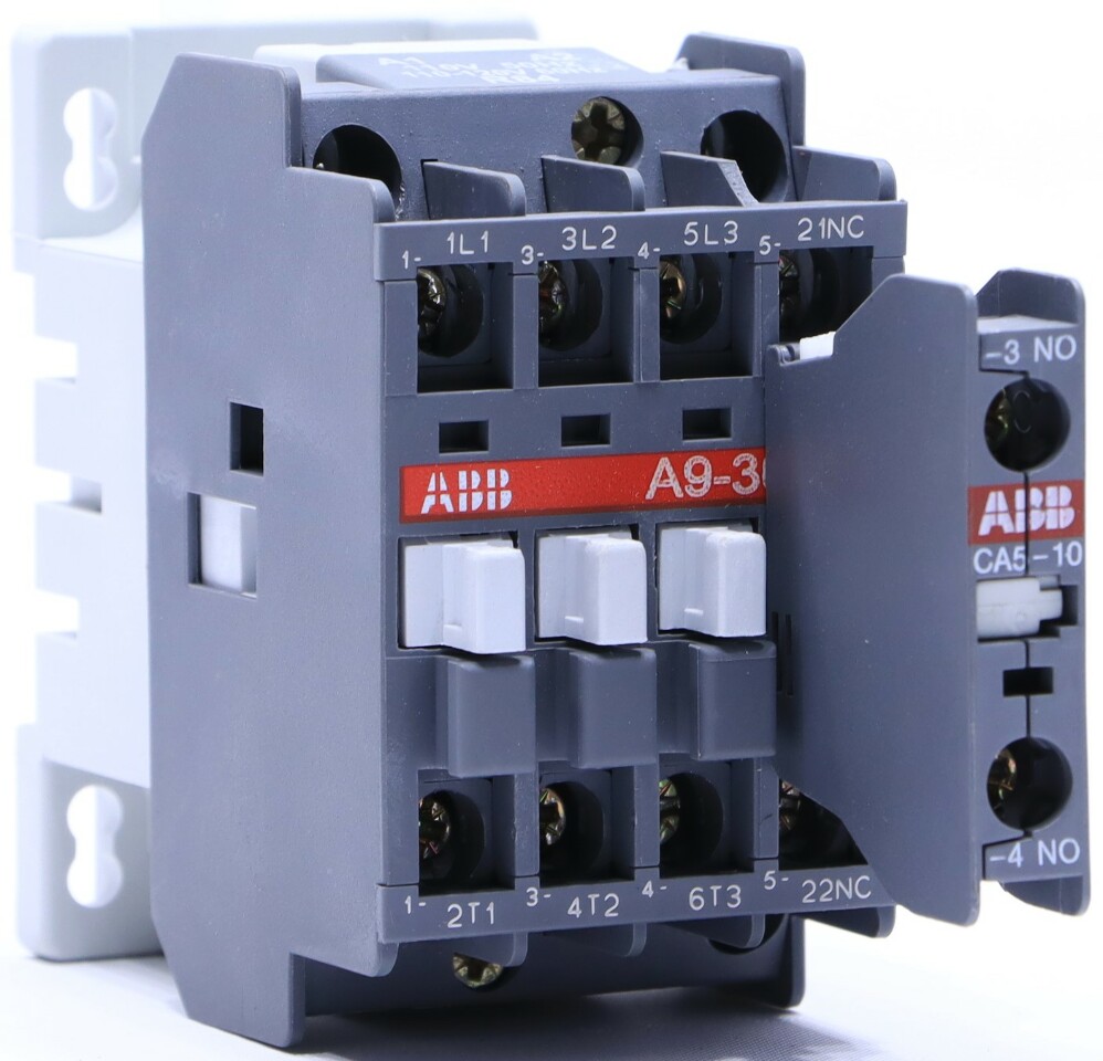 * NEW ABB A9 A9-30-01 CONTACTOR 110-120V 50/60Hz R84 COIL W/ CA5-10 ...