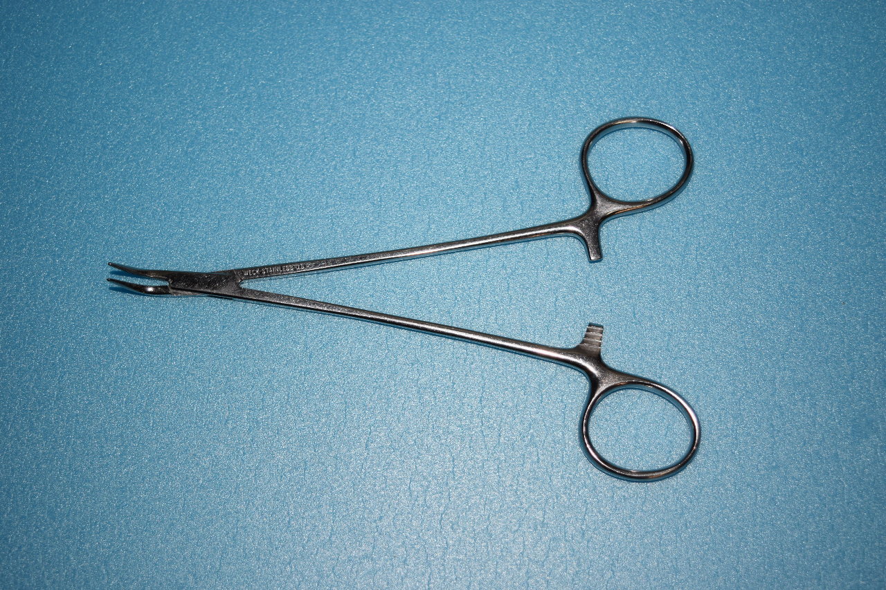 * WECK STAINLESS USA 6" ANGLED FORCEPS | Premier Equipment Solutions, Inc.