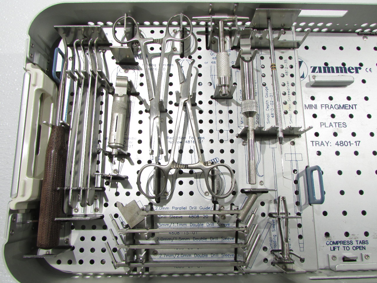 * ZIMMER MINI FRAGMENT SET SURGICAL IMPLANTS INSTRUMENTS | Premier ...