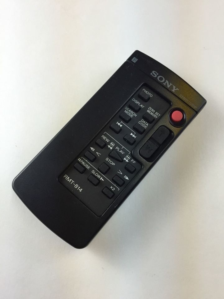 Sony RMT-814 Remote Control for DCRTRV355E, DCRTRV351, DCRTRV350 ...