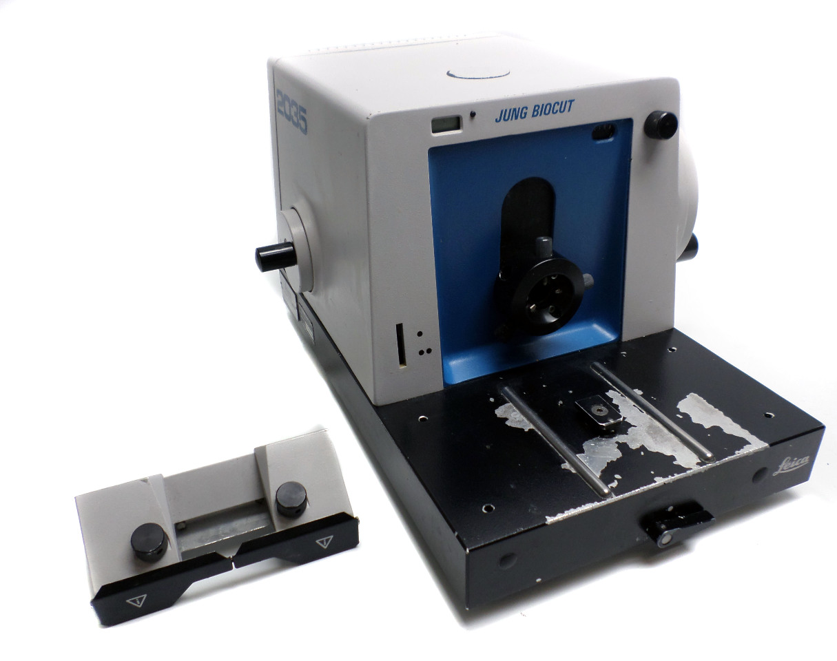 Leica Jung Reichert 2035 BIOCUT Rotary Microtome