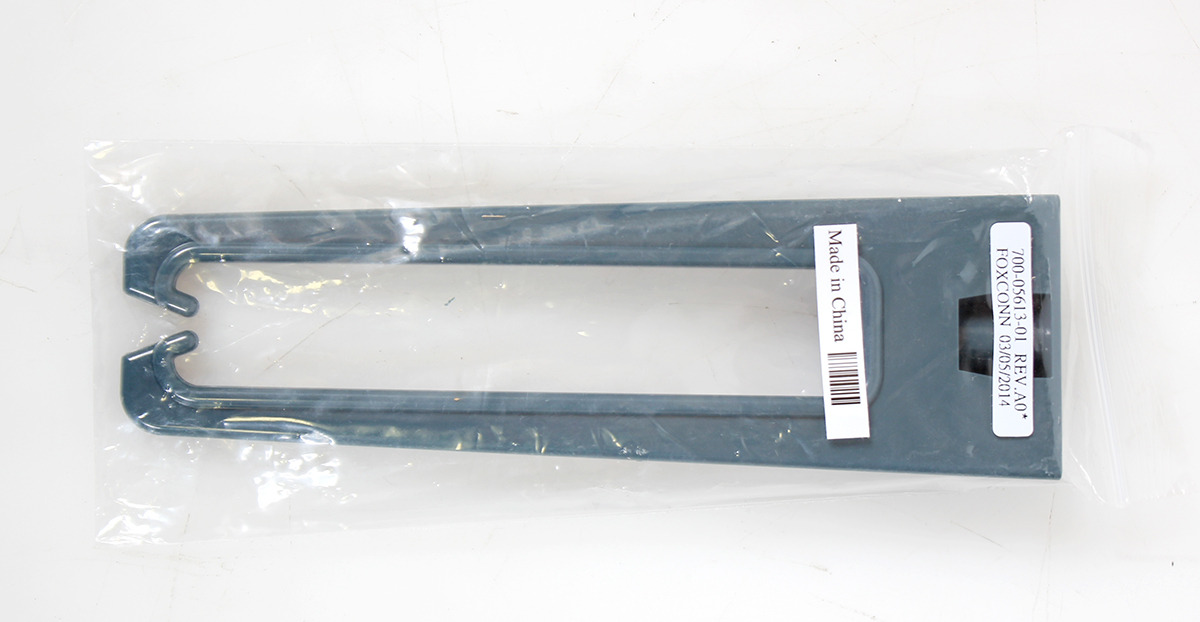 Lot of 18 Cisco Foxconn Cable Management Clip 700-05613-01 REV A0 ...