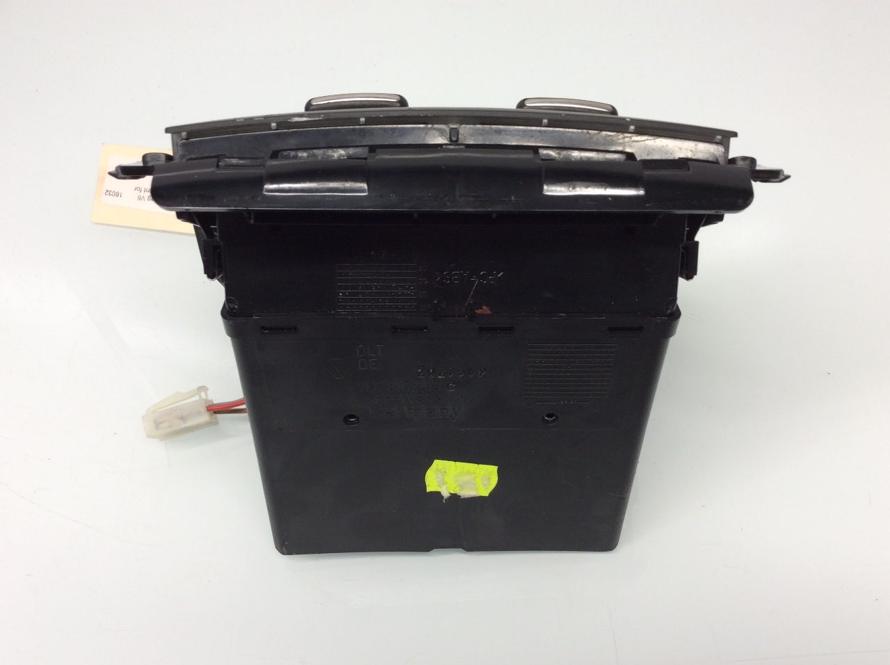 2004 2005 2006 2007 2008 2009 10 Volkswagen Touareg Rear Console Vent ...