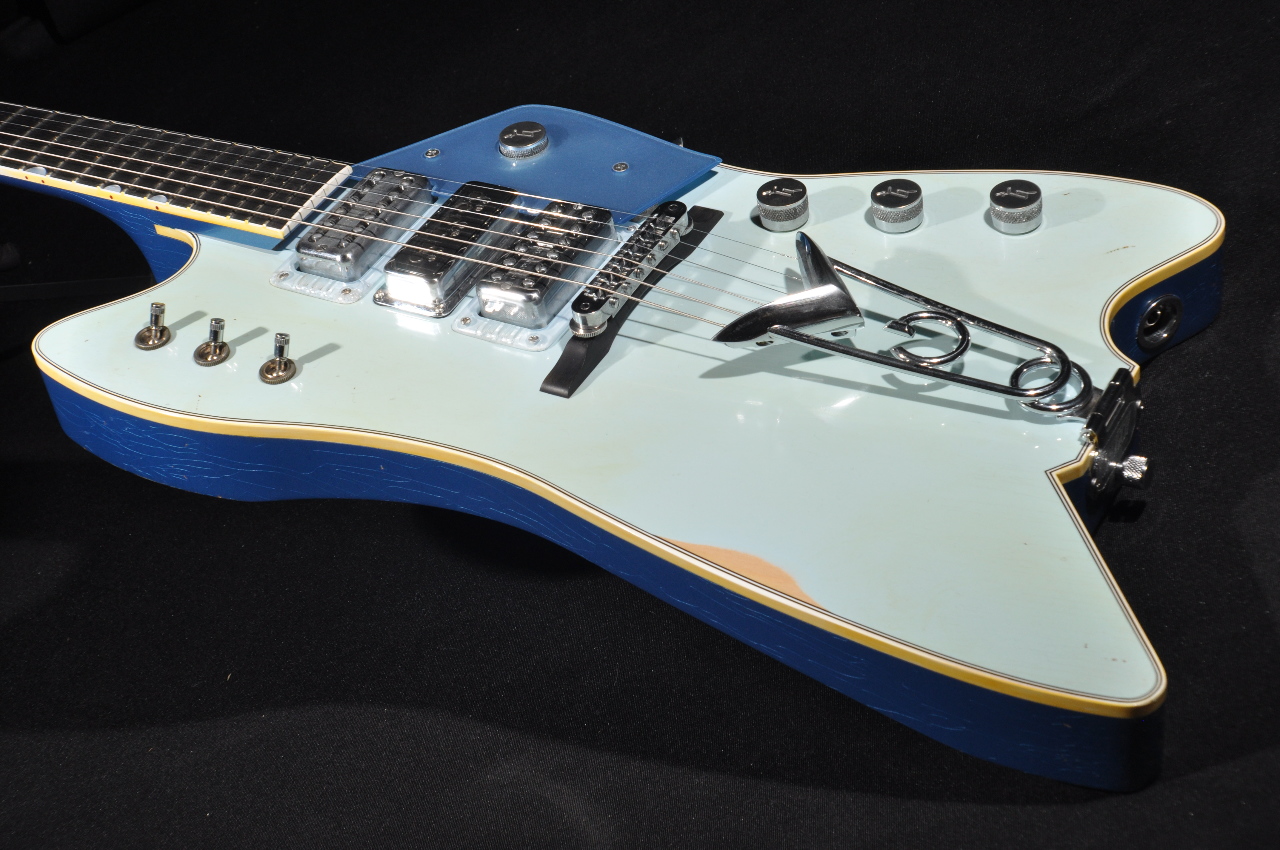 GRETSCH USA CUSTOM SHOP BILLY BO 2-TONE POWDER BLUE HEAVY RELIC 3 PU ...