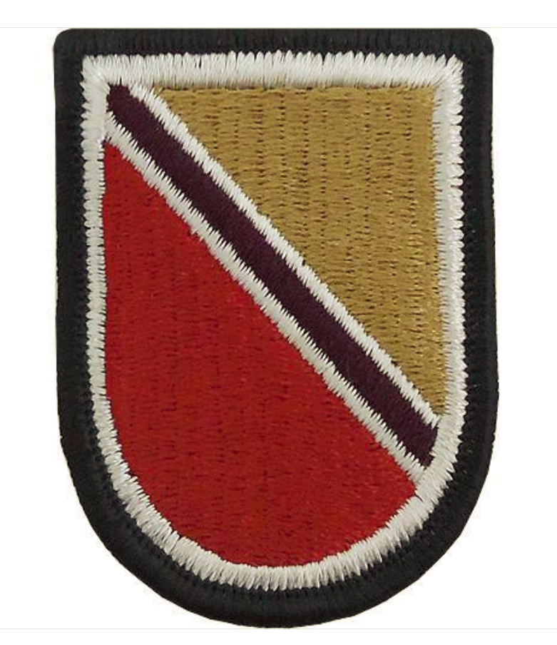 Vanguard ARMY FLASH PATCH: 725TH SUPPORT BATTALION | Heroes Sports Cards