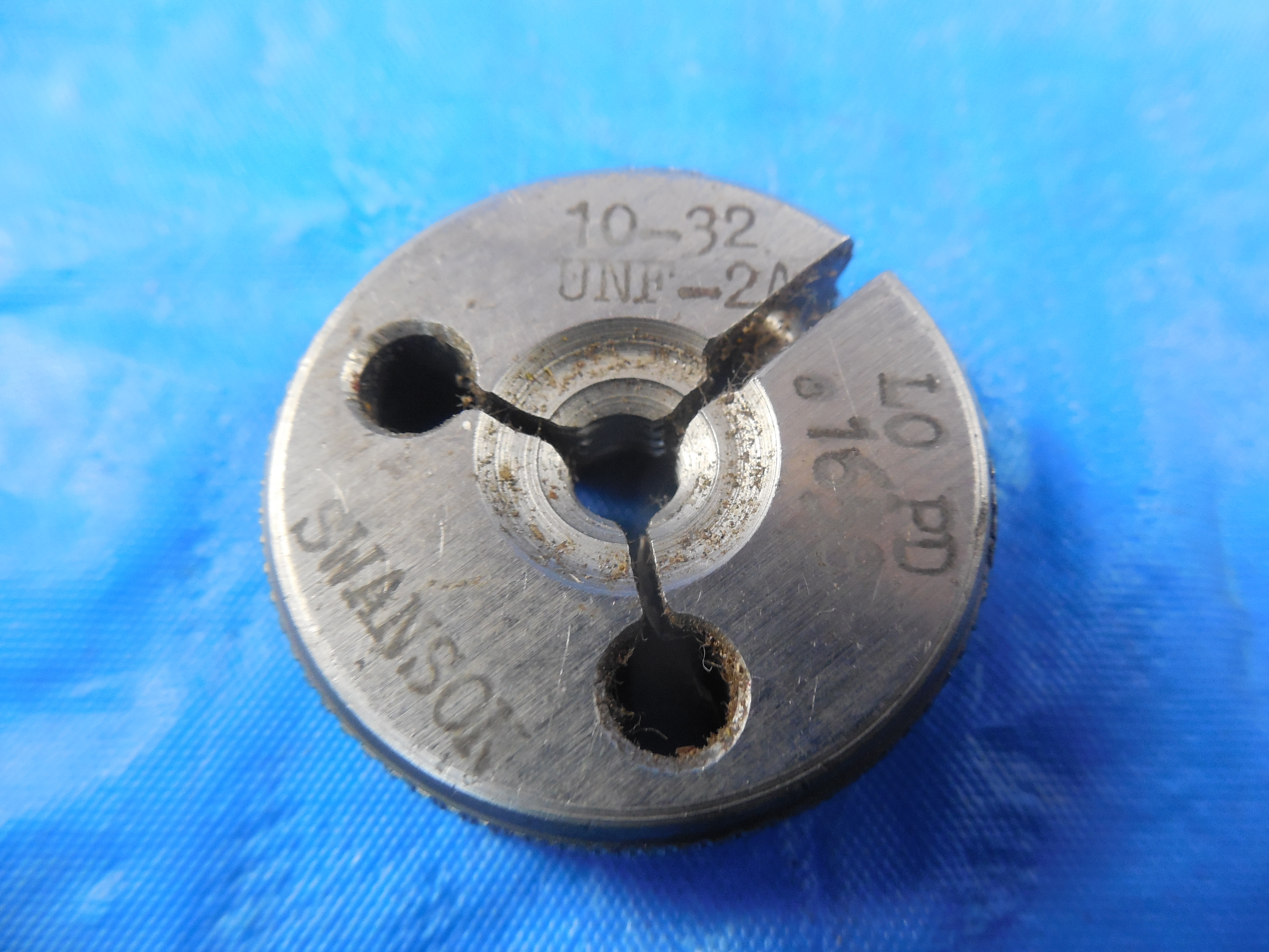 10 32 UNF 2A THREAD RING GAGE 10 190 NO GO ONLY P D 1658