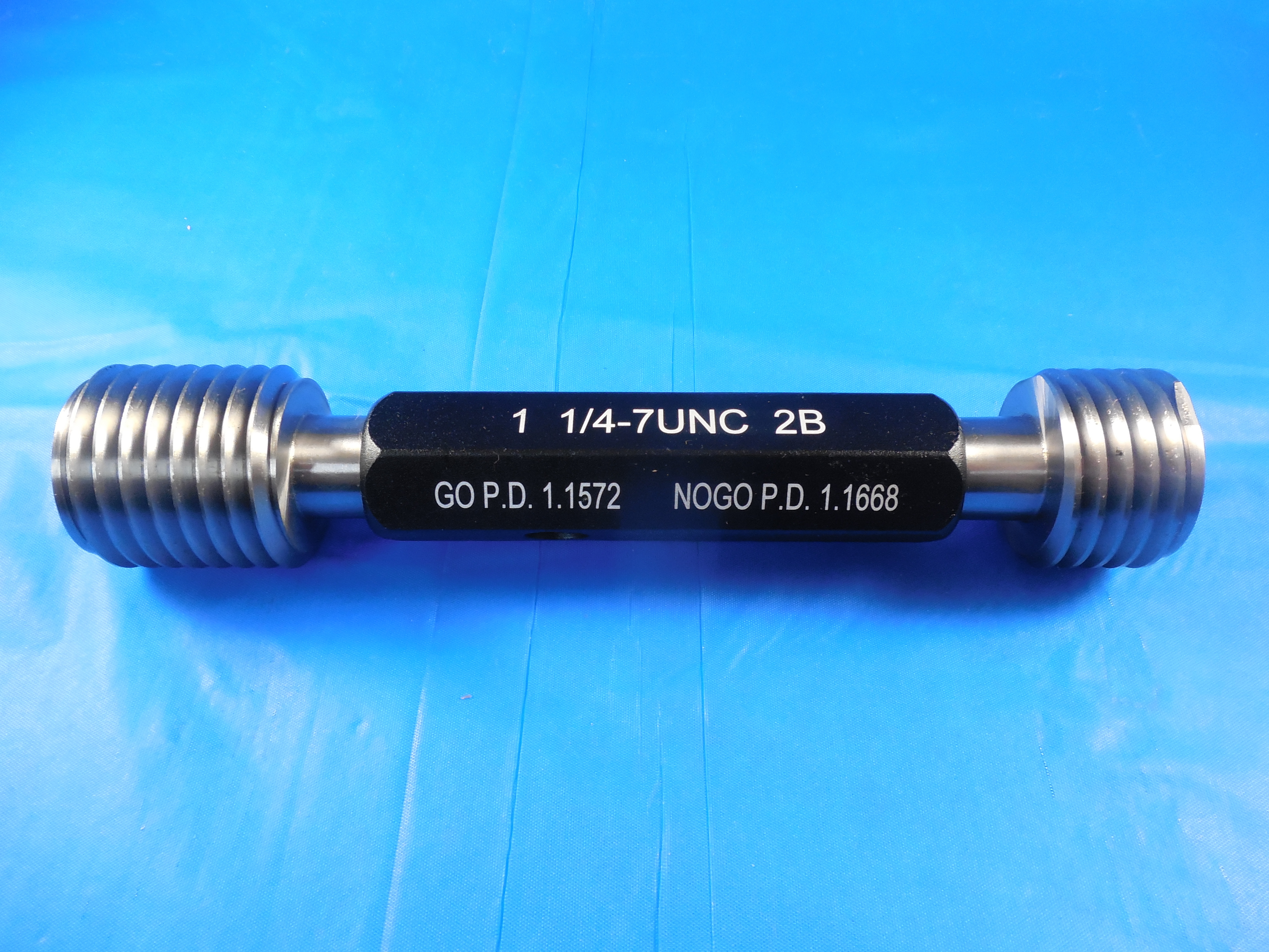NEW 1 1/4 7 UNC 2B THREAD PLUG GAGE 1.25 GO NO GO P.D.'S= 1.1572 & 1. ...