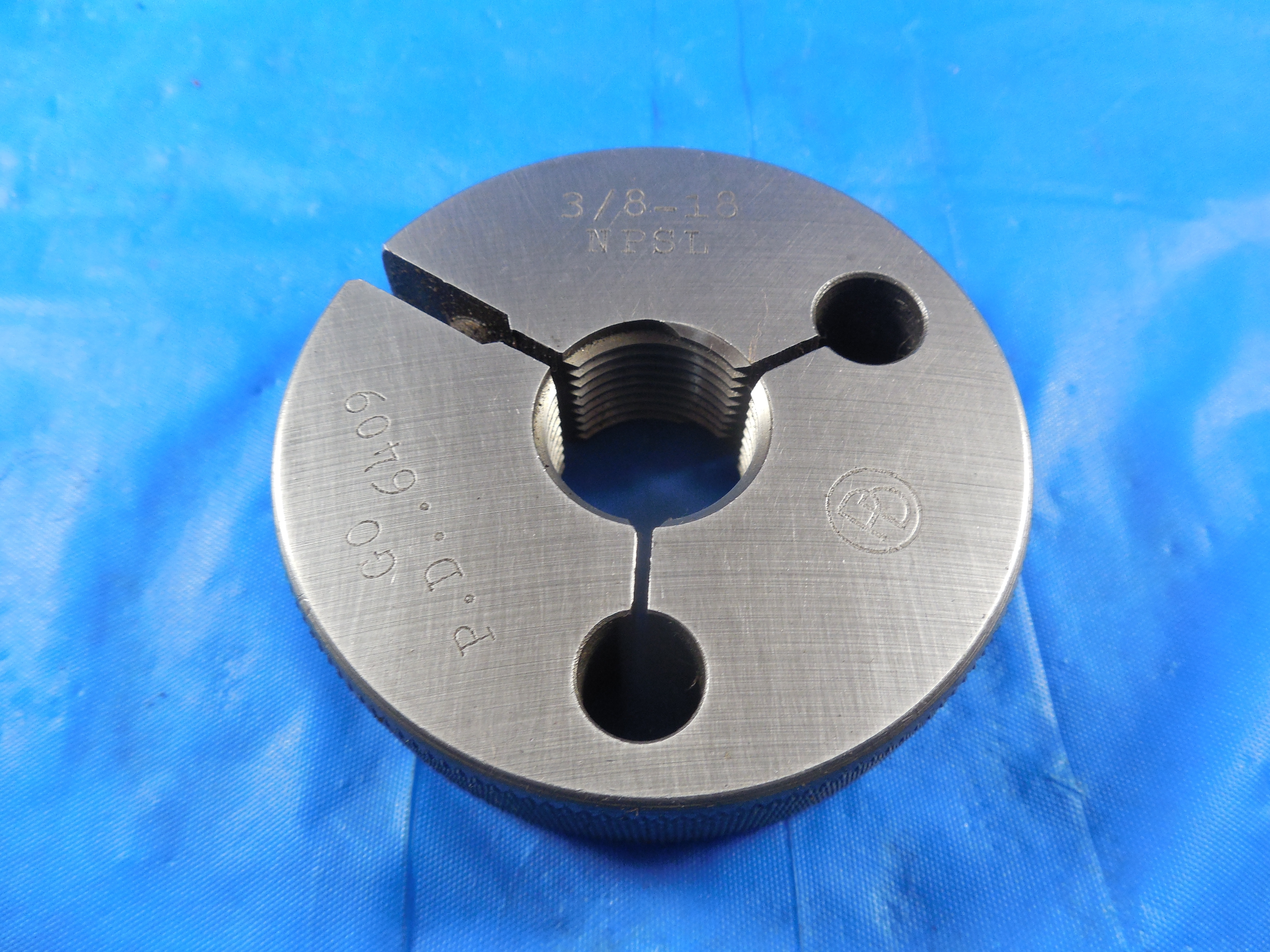 3 8 18 NPSL PIPE THREAD RING GAGE GO 375 ONLY P D 6409 QUALITY 3-8-18-npsl-pipe-thread-ring-gage-go-375-only-p-d-6409-quality