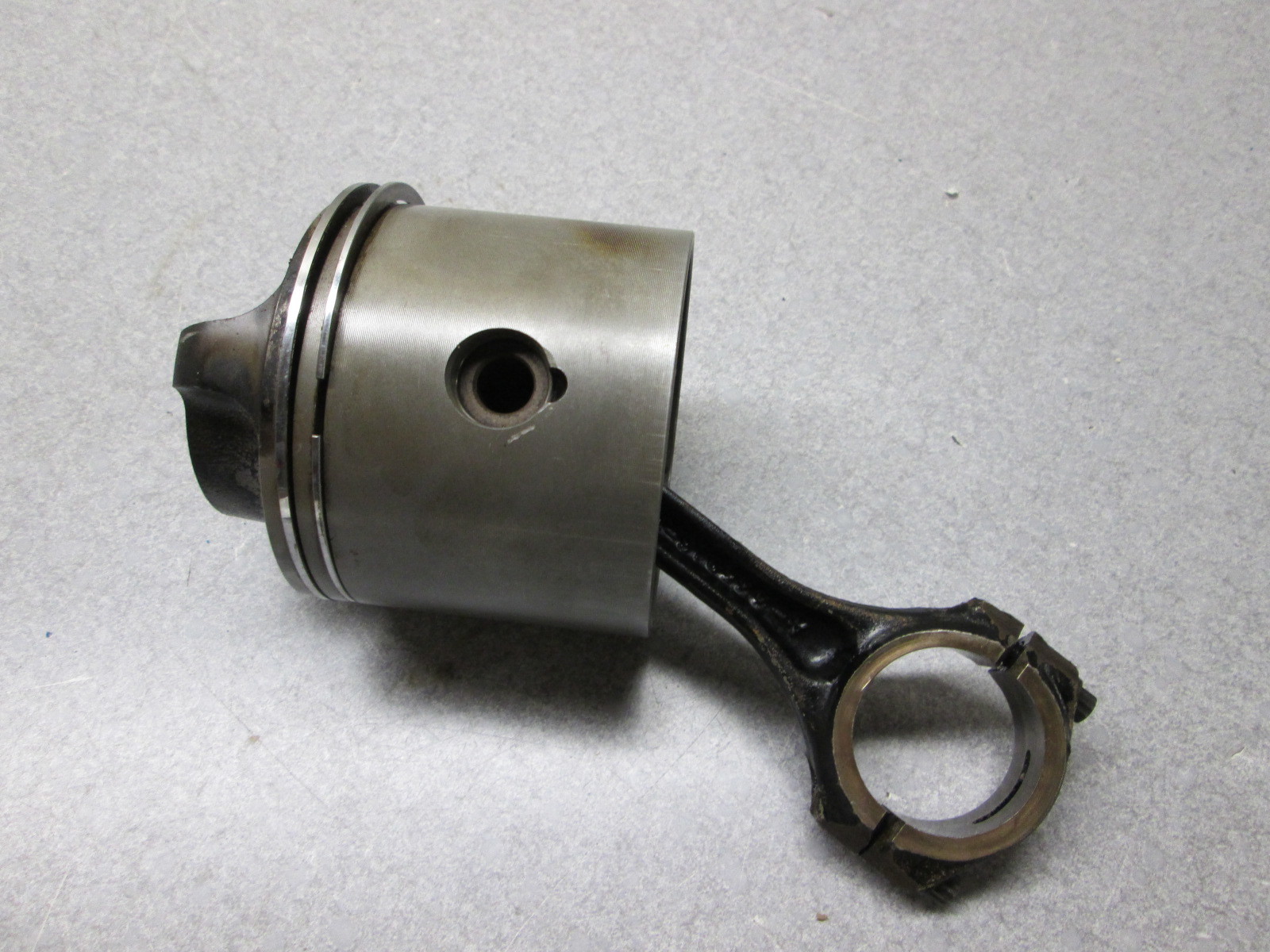819690A 6 OS Oversized Piston .030 for 70 90 Hp Force Outboard | Green ...