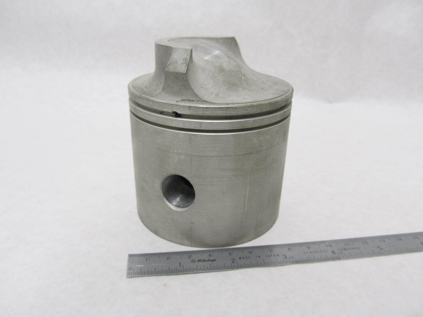 700-818133A1 Piston .030 OS Force 85-150 HP Outboards | Green Bay ...