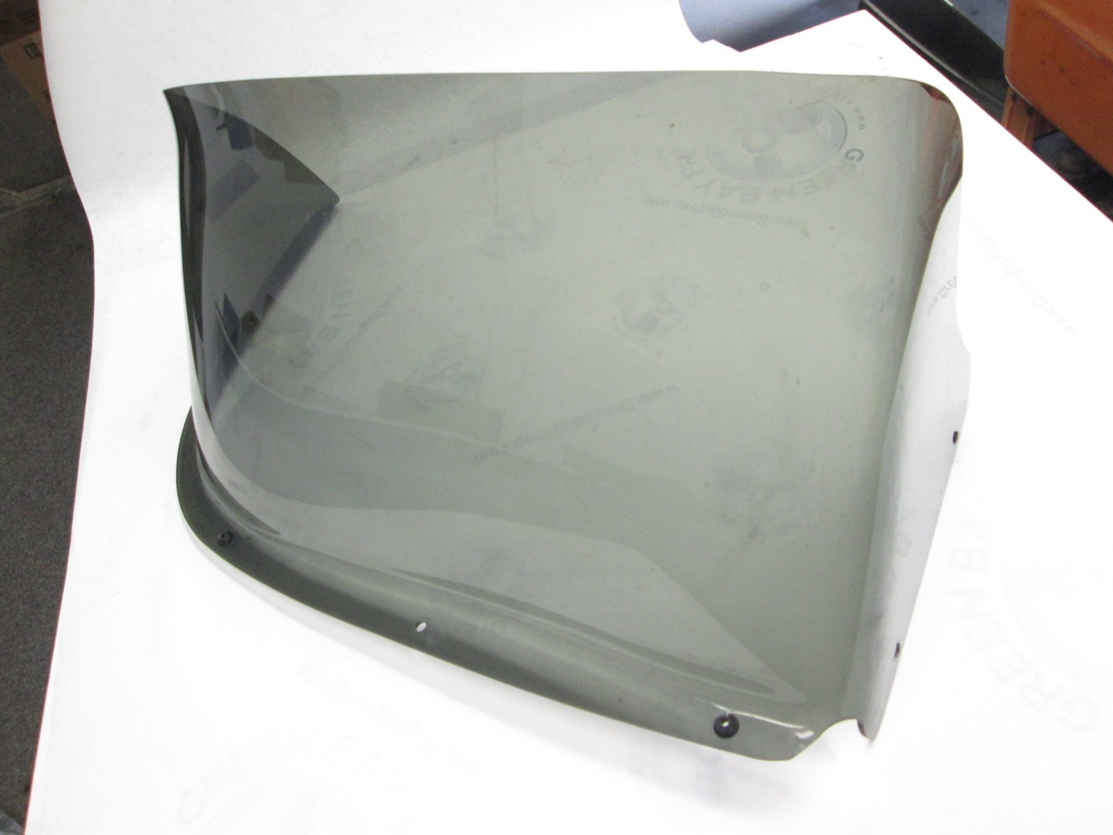 Skeeter Boat Tinted Starboard Left Windshield Bubble 33" Wide w/Lip ...