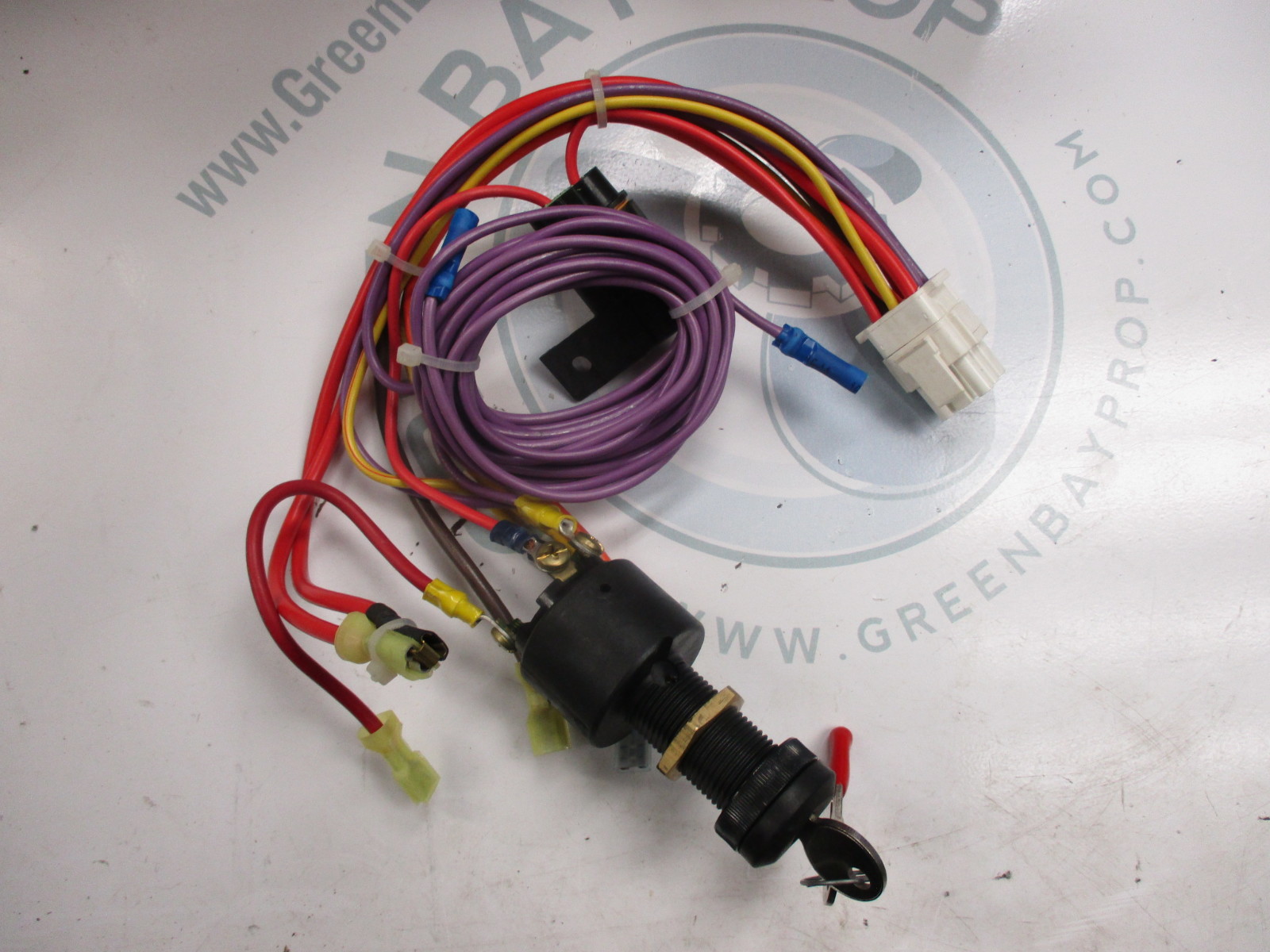 Marine Boat Sterndrive Ignition Switch and Key | Green Bay Propeller ...