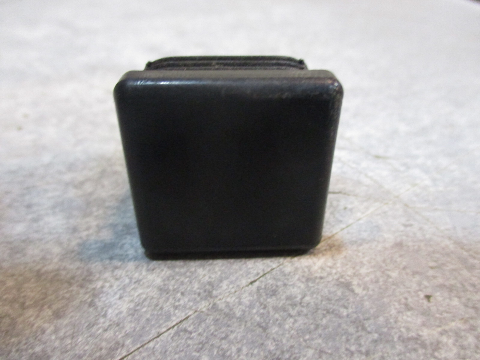 1 1/8" Black Plastic Square Tubing Plug End Cap 16-20 GA | Green Bay ...