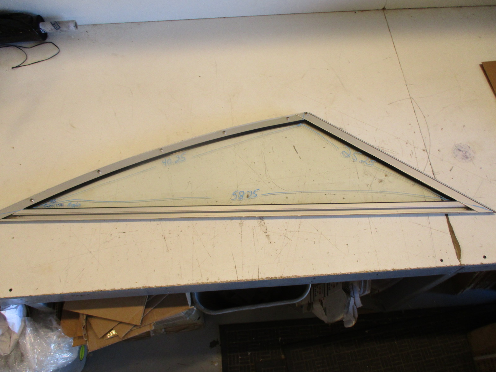 1995 Bayliner Capri 1950 Right Starboard Side Windshield Window 58.75 ...