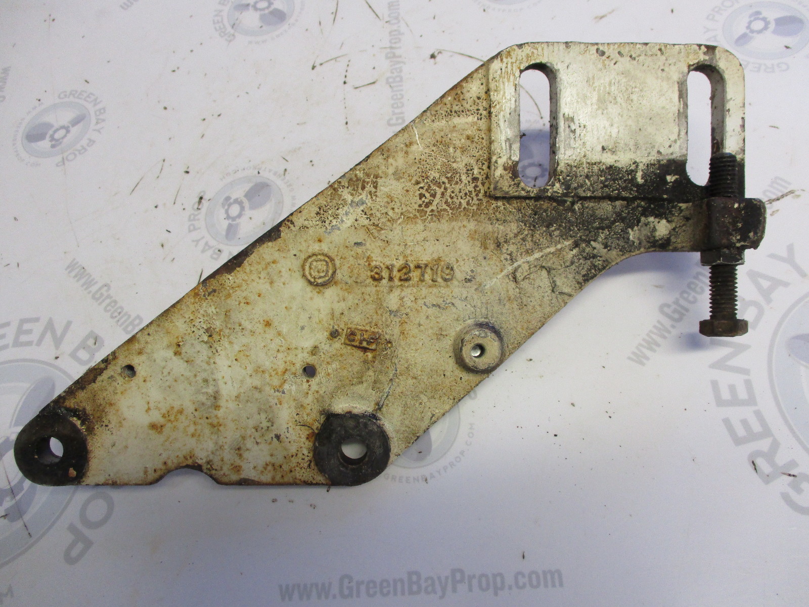 312719 Lateral Engine Mount Bracket OMC Stern Drive | Green Bay ...