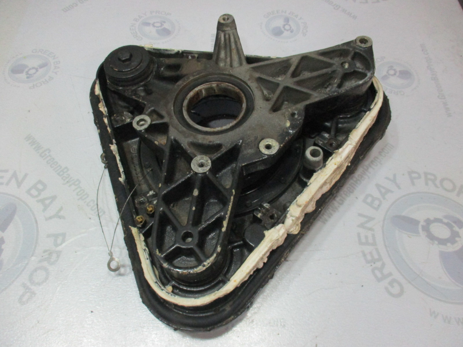 F695212 Force L-Drive 85 90 120 HP Steering Mount & Transom Plate ...