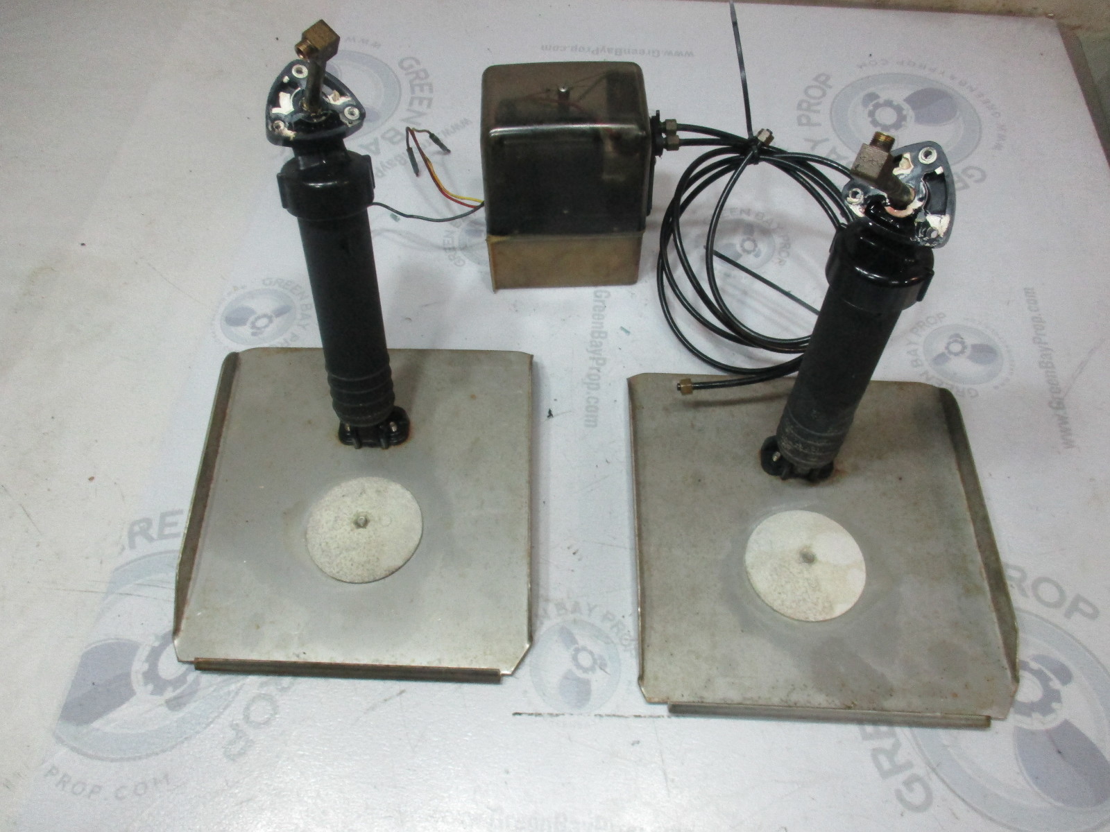 Bennett Marine Boat 10 3/4" x 11 3/4" Hydraulic Stainless Trim Tabs ...