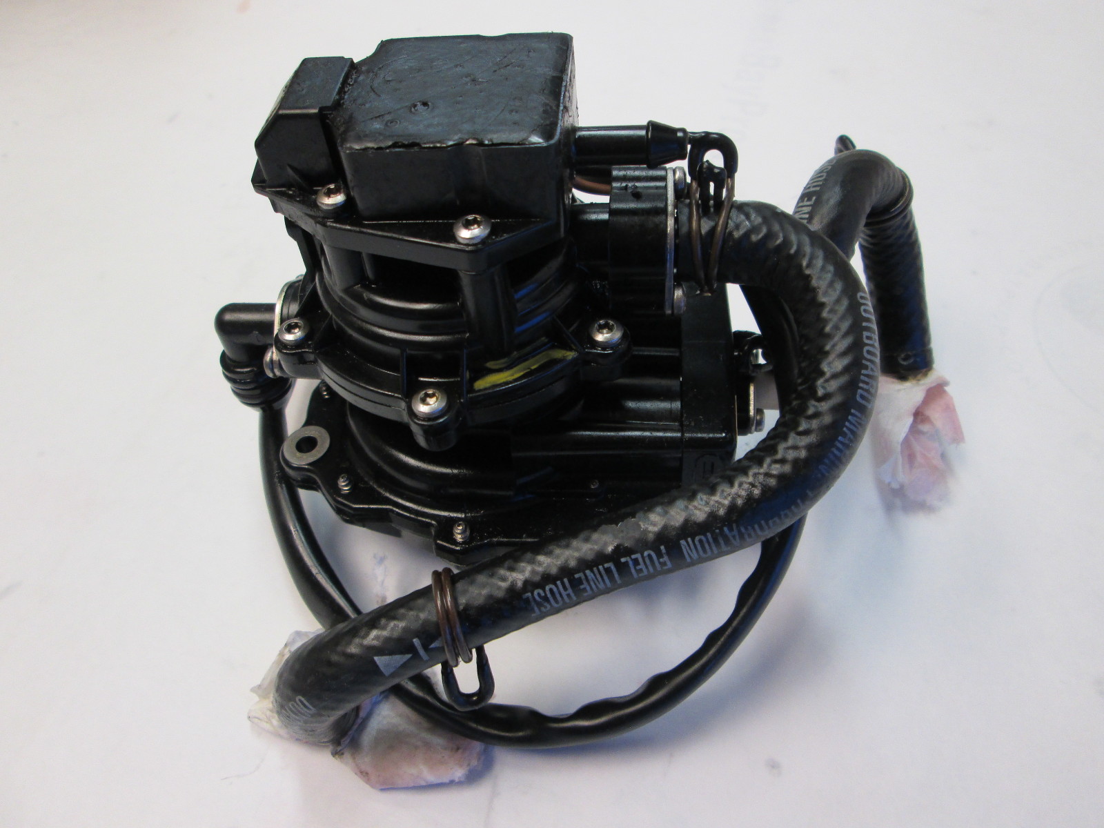 438400 0438400 Evinrude Johnson 4 Wire VRO Fuel/Oil Pump Assembly ...