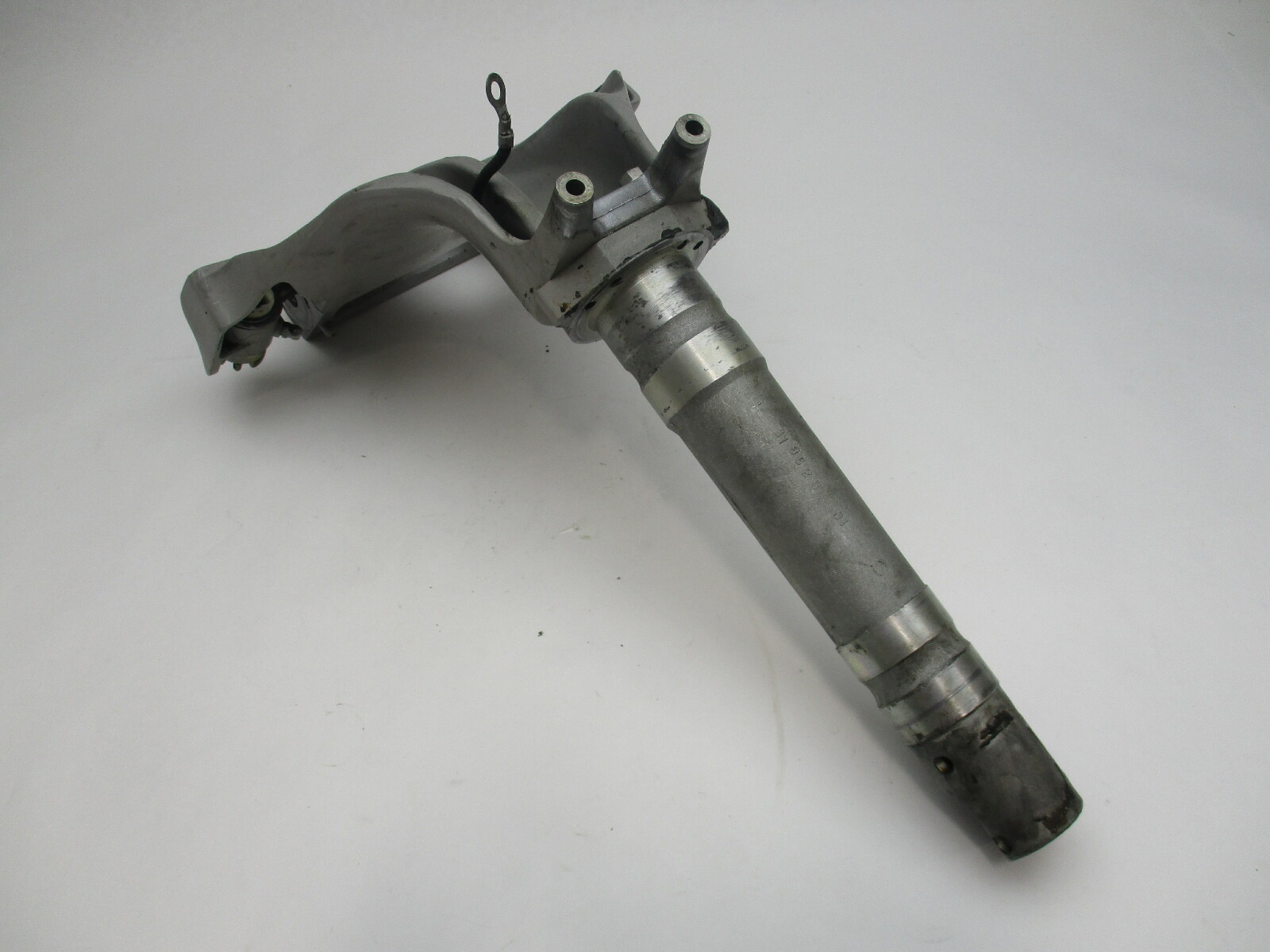 0318528 Pivot Tube Swivel Bracket Evinrude Johnson 9.9 15hp | Green Bay ...