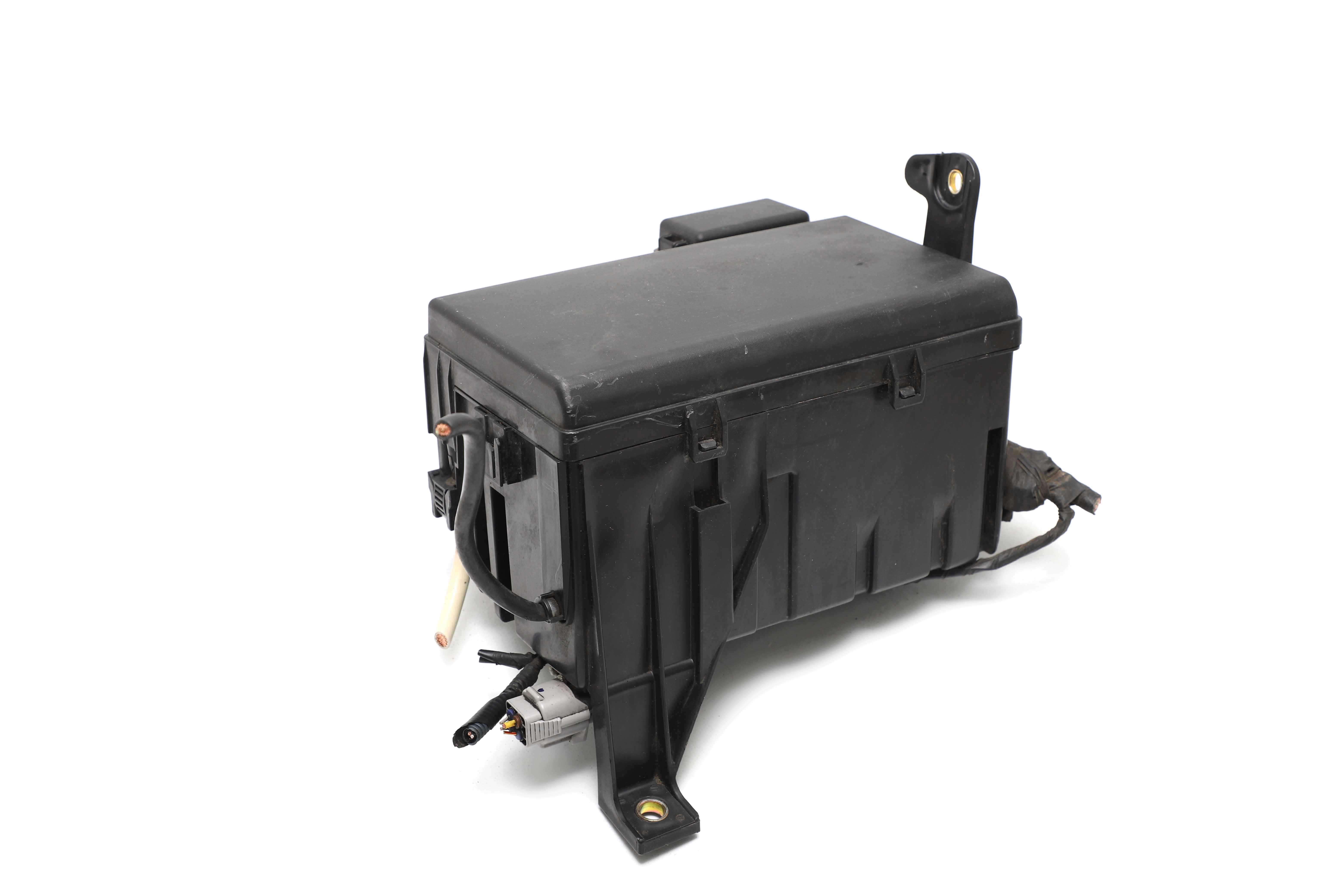 Toyota 4Runner Exterior Under Hood Fuse Box 4.0L V6 A/T 82741-35110 OEM ...