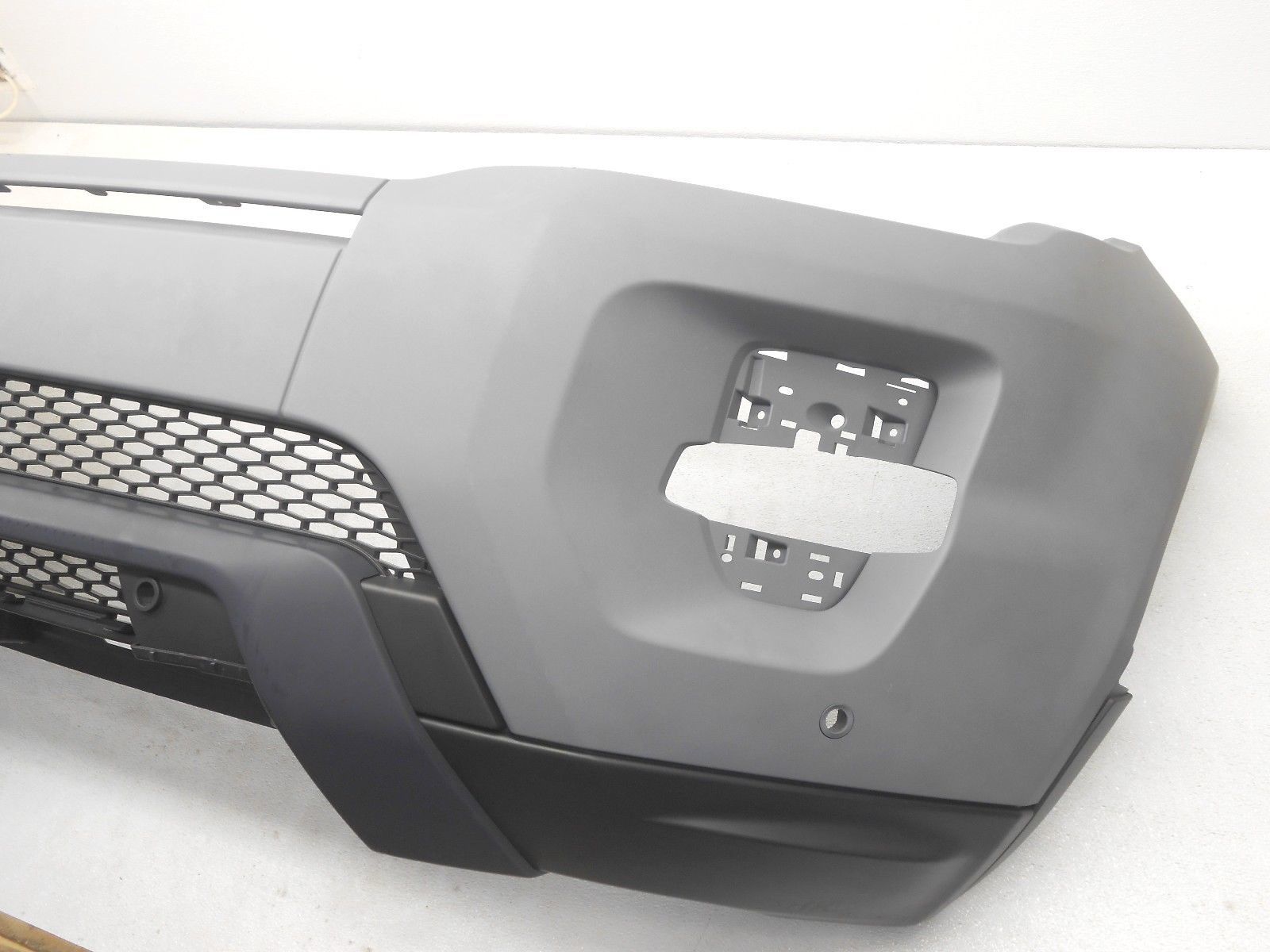 New Genuine OEM 2012-2015 Land Rover Range Rover Evoque Front Bumper Cover