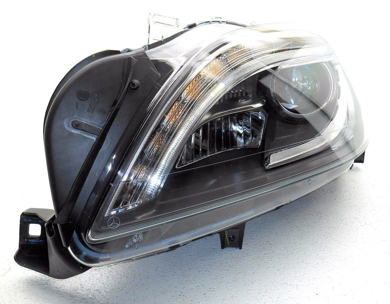 New Genuine 2012-2015 Mercedes Benz ML W166 Left European Left Xenon ...