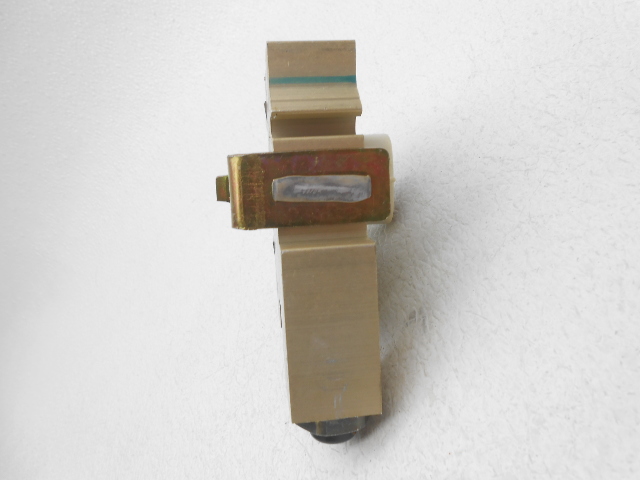 NOS New OEM Ford Brake Proportioning Valve Ford Ranger 2 Wheel ABS E9TZ ...